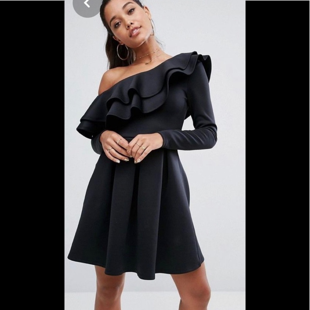 Black Ruffle One Shoulder Short Dress - Gem